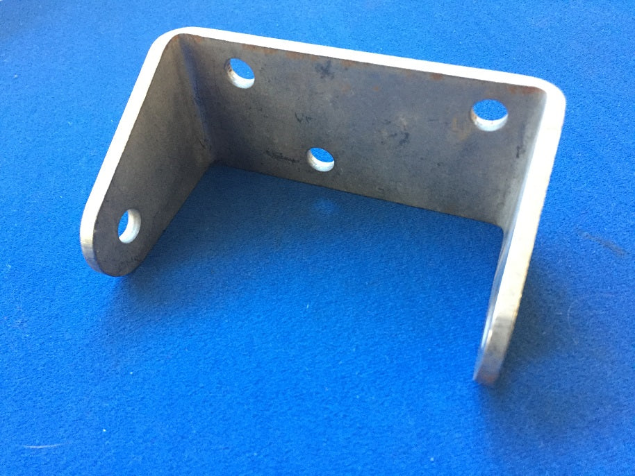 TR2-4A DYNAMO MOUNTING BRACKET – TRGB