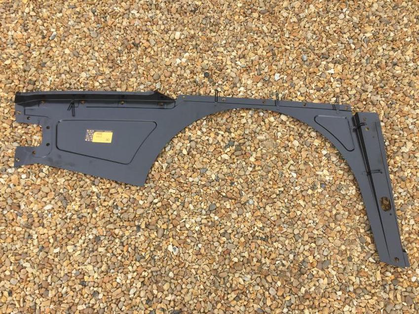 REAR INNER WING TR6 LH – TRGB