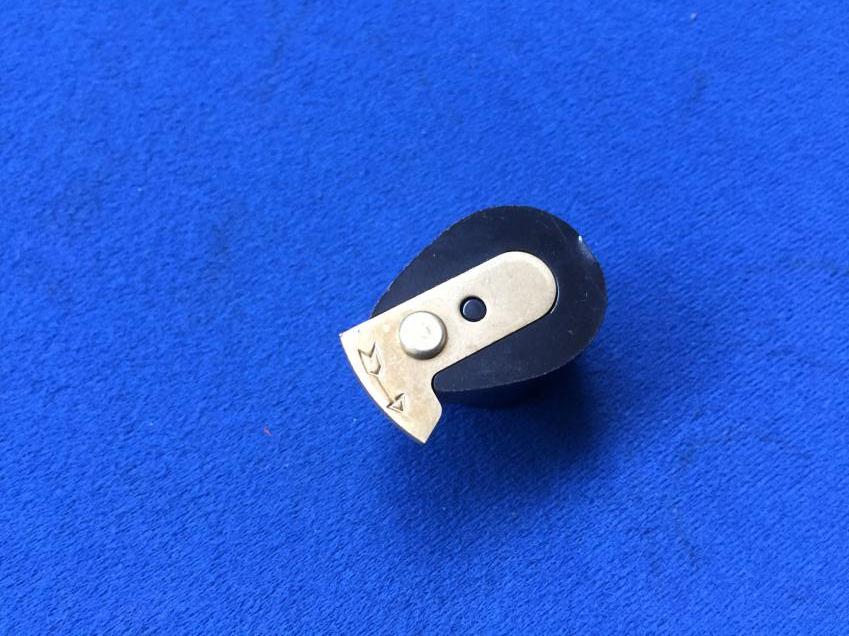 TRIUMPH HERALD ROTOR ARM – TRGB
