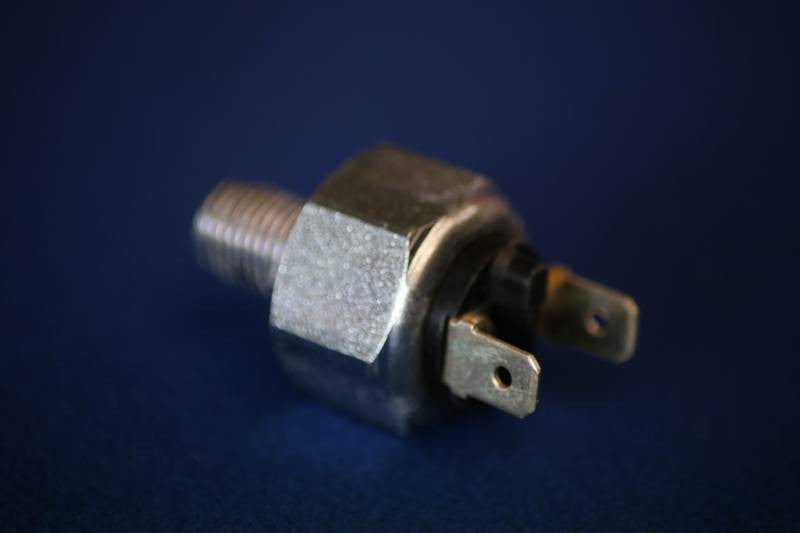 BRAKE SWITCH TR4 FLUID TYPE – TRGB