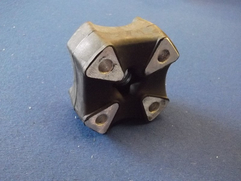 STEERING COLUMN COUPLING TR4-6 (RUBBER) – TRGB